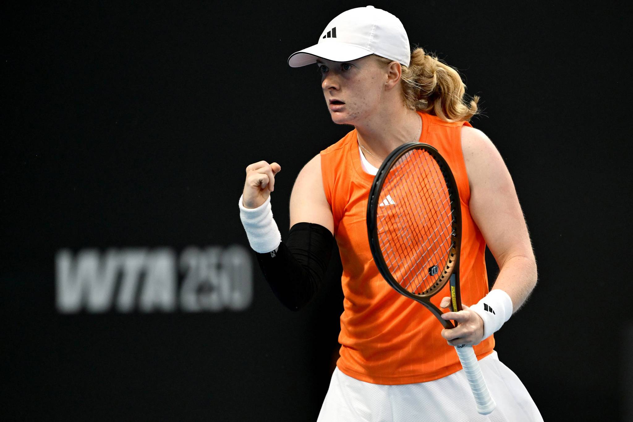 Francesca Jones clinches first top 15 win over Emma Navarro at ASB Classic